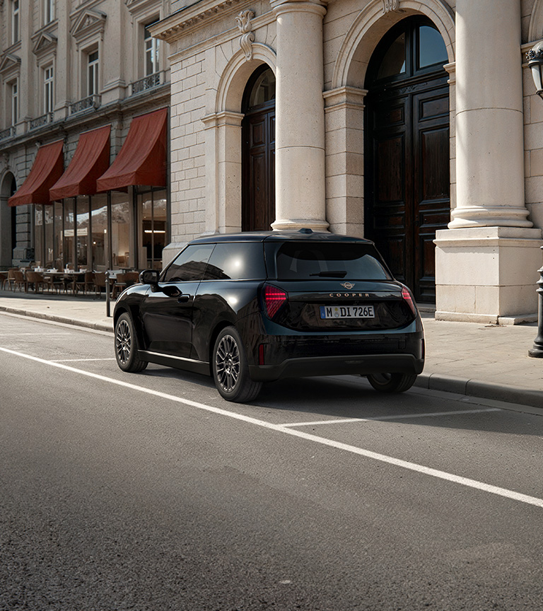 MINI Blackyard | MINI.IT