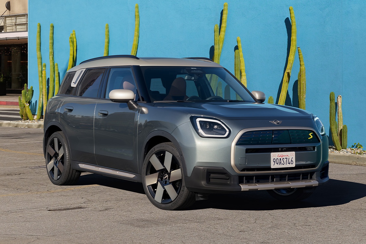 All-Electric MINI Countryman I MINI.IT