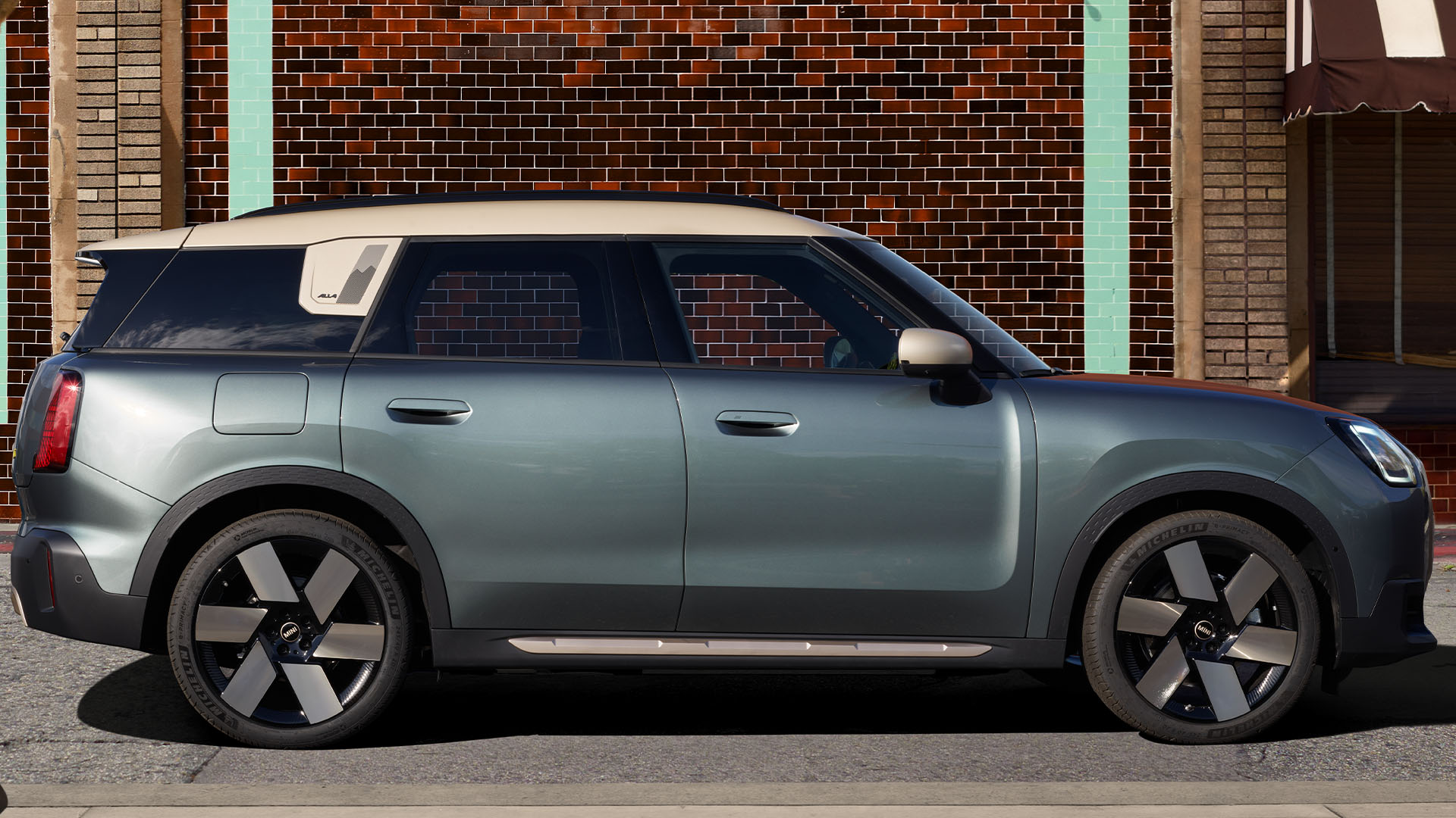 All-Electric MINI Countryman